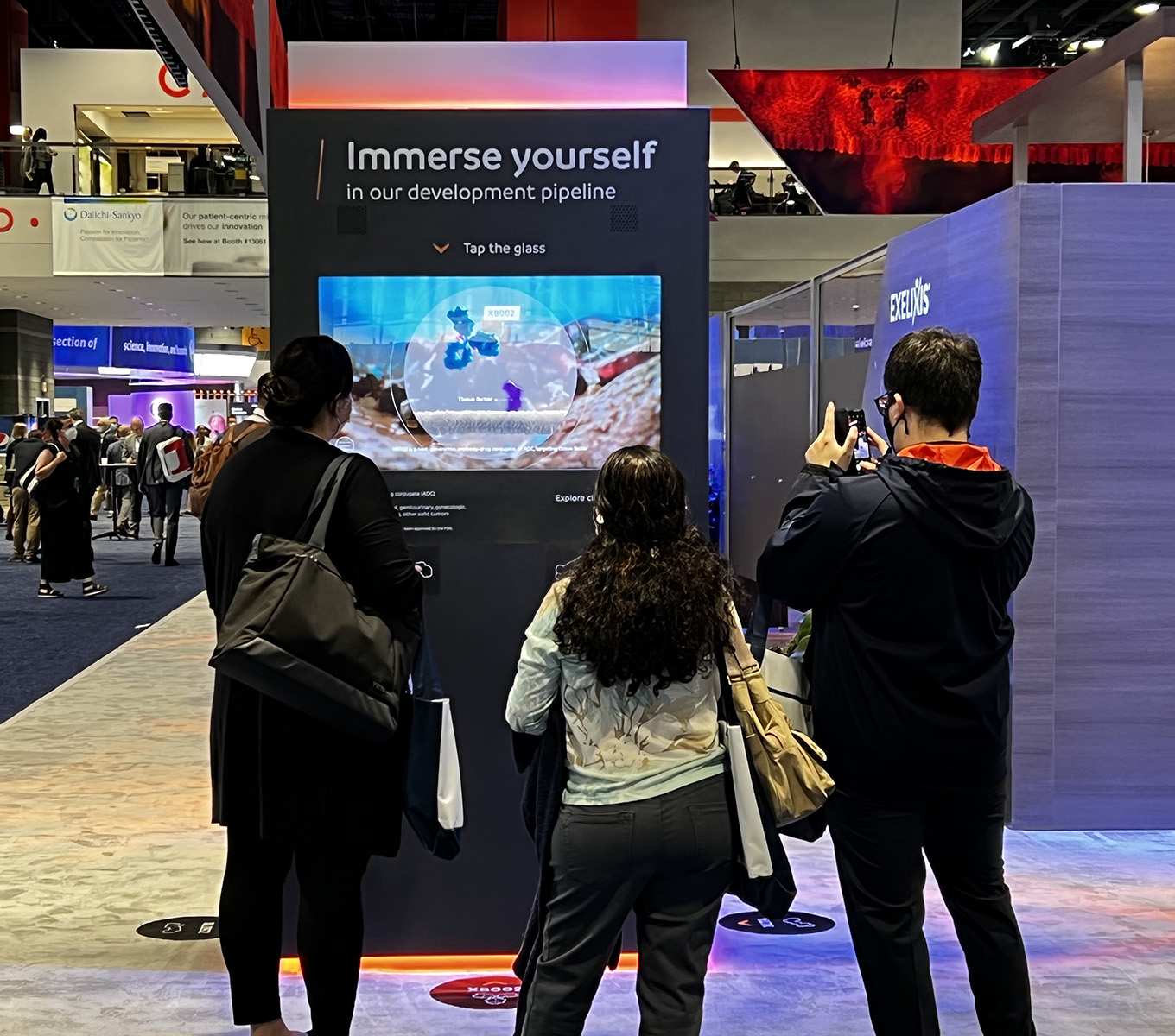 Dynamic Scientific Conference Booth Content - Engage HCPs!